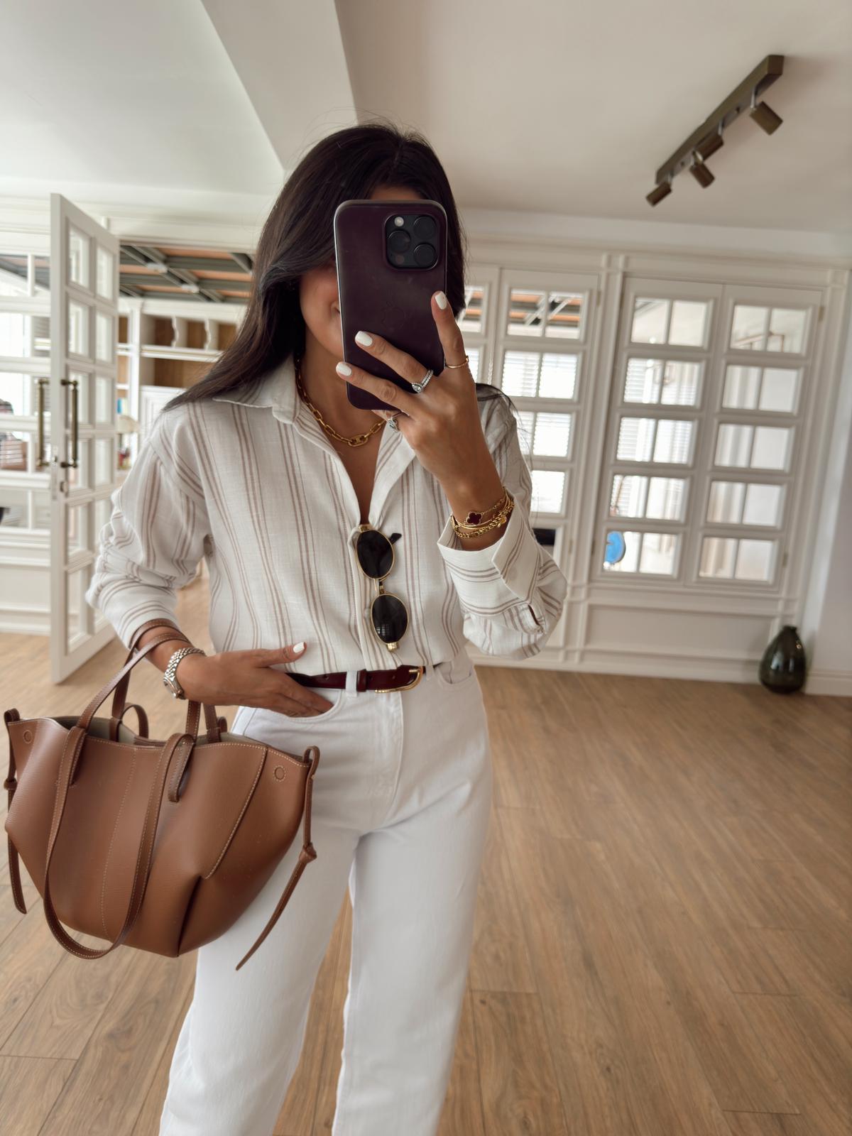 Inlow Kahve Çizgili Beyaz Keten Gömlek – Pelin Şenoğlu